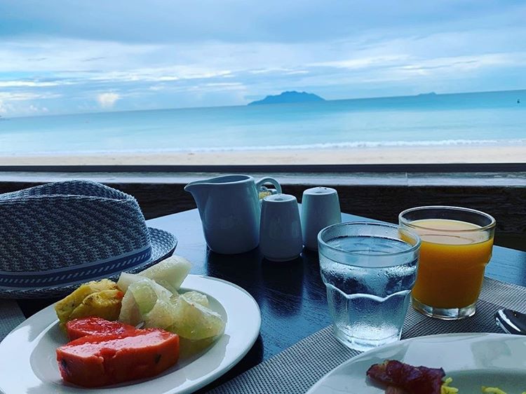 Seychelles hotel 4 stars - Coral Strand Hotel on Beau Vallon beach